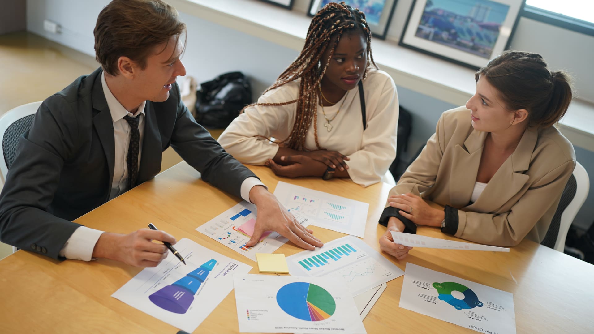 Fund admin - Juristax